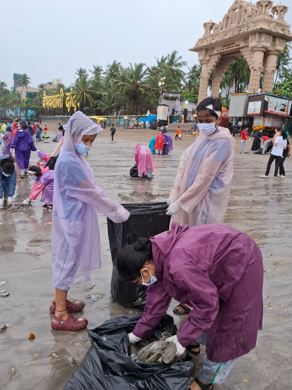 ECO Club organized “Beach Clean Drive” – Sane Guruji Vidyalaya English ...